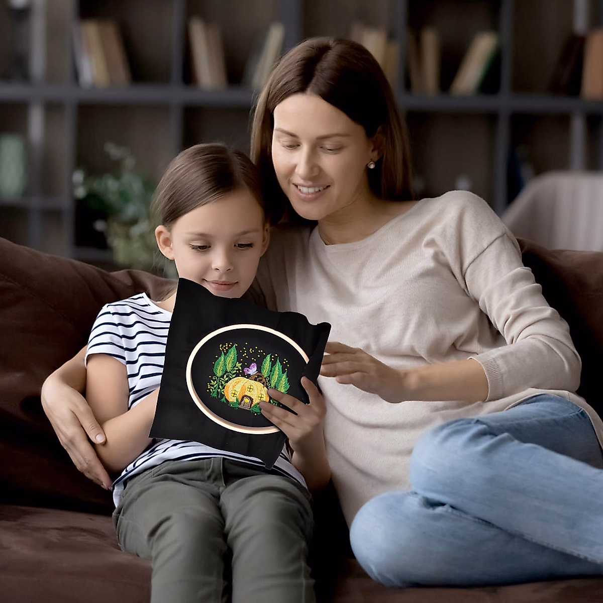 ERKOON 5 Sets Embroidery Kit for Beginners, Art Craft Handy Sewing Set Mushroom Cross Stitch Starter Kits, DIY Embroidery Kits with Patterns and Instructions Hoops Needles Threads