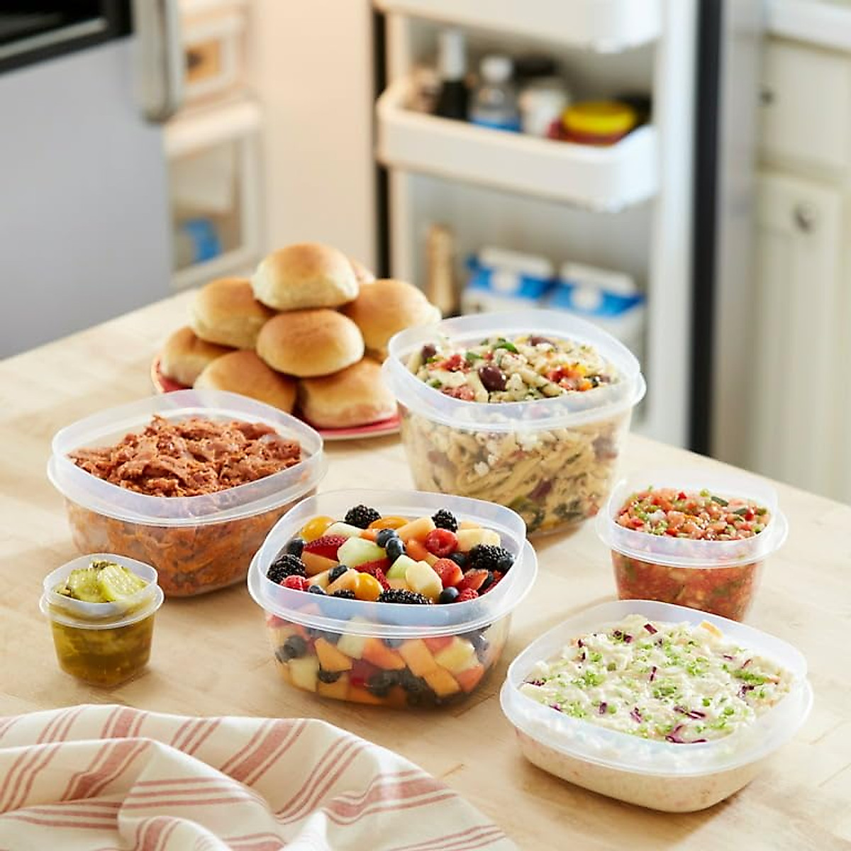 Rubbermaid Easy Find Lids Food Storage Container, 14 Cup, Red 2 Pack