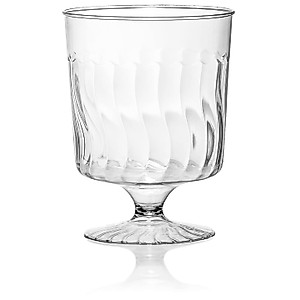 Red Co. Set of 10 Mini Unbreakable 8 Fl Oz Party Wine Glasses with Short Stem, Clear – Made in USA