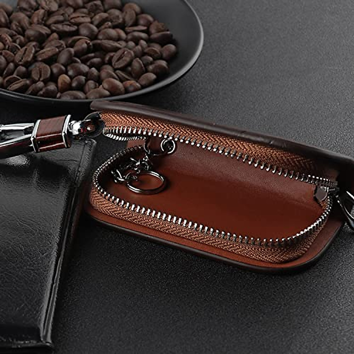Payutou Leather Car Key Case Holder Leather Car Key Keychain Holder Metal Hook and Keyring Zipper Auto Car Key Chain (Brown)
