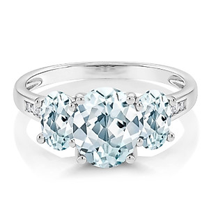 Gem Stone King 10K White Gold Sky Blue Aquamarine and White Diamond Oval 3-Stone Engagement Ring For Women (2.20 Cttw, Gemstone March Birthstone, Available In Size 5, 6, 7, 8, 9)