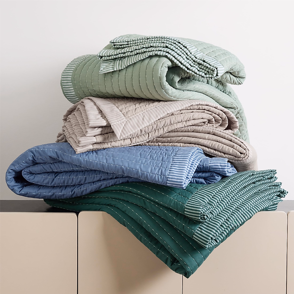 Bedsure Bone Bedspread Coverlet King Size - Lightweight Soft Bedding Set for All Seasons, Corduroy Pattern Quilt Set, 3 Pieces, 1 Quilt (111" x 106") & 2 Pillow Shams (20"x36"+2")