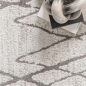 nuLOOM Miriam Machine Washable Geometric Diamond Area Rug, 7x9, Beige