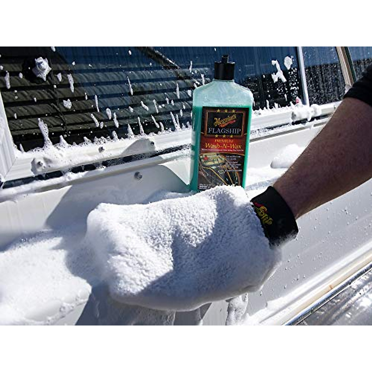 Meguiar's M4232 Flagship Premium Marine Wash-N-Wax - 32 Oz Bottle