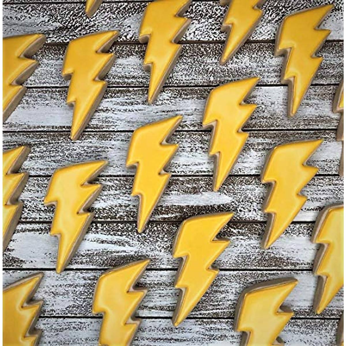 Lightning Bolt Cookie Cutter, 4.25" Made in USA by Ann Clark