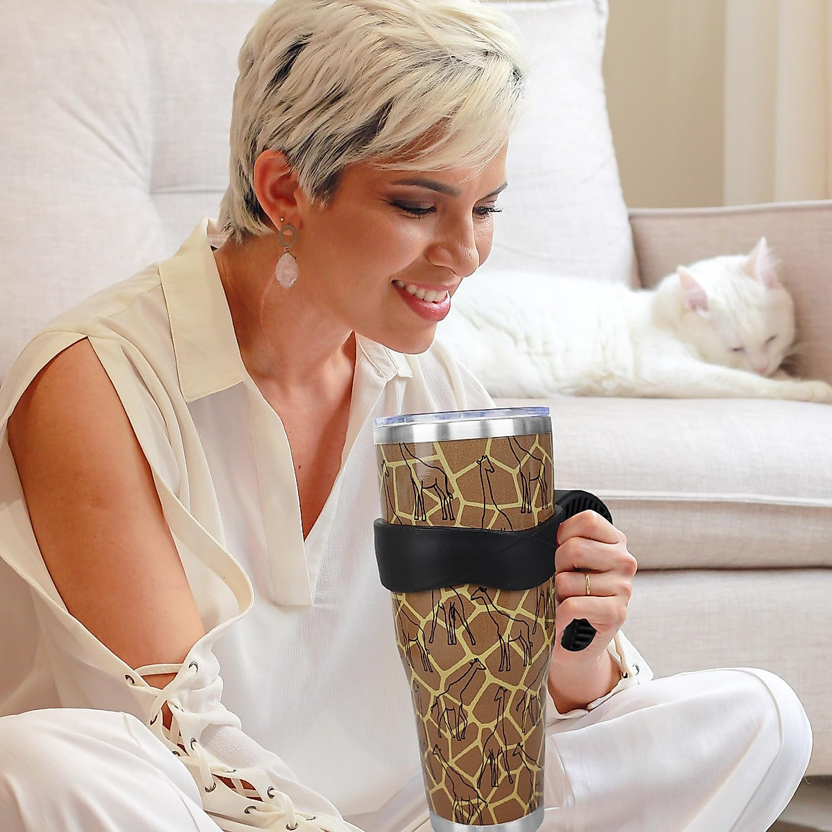 Giraffe 40 Oz Tumbler with Handle and Straw, Giraffe Print Large Big Stainless Steel Vacuum Insulated Tumbler Coffee Cup Water Bottle Travel Mug, Cute Giraffe Gifts Stuff Decor Accessories, Brown