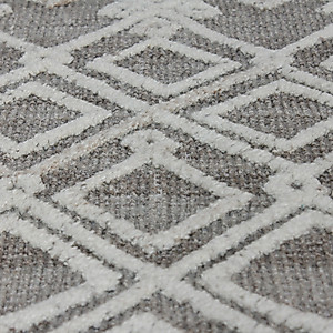 MY SWANKY HOME Gray White Ivory Wool Geometric Diamond Pattern Area Rug | 8 x 10 Tribal Ethnic