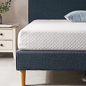 Zinus 8” Green Tea Cool Feel Memory Foam Mattress, Bed-in-a-Box with Compact WONDERBOX Packaging, CertiPUR-US(R) Certified, Twin, White