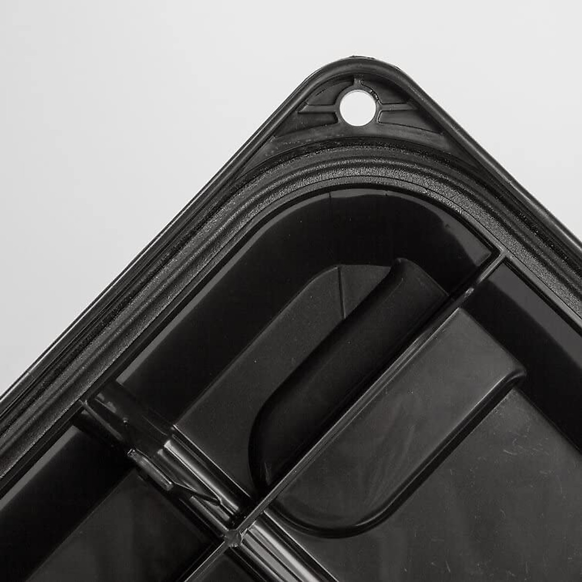 LightningShopArt Weathertight 82 qt Plastic Storage Tote SO02004