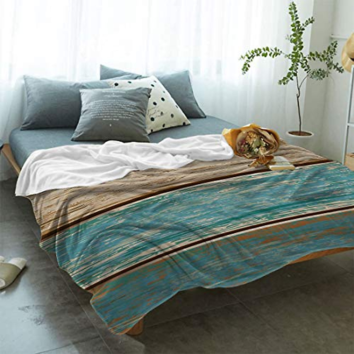 Vandarllin Retro Rustic Wood Texture Super Soft Throw Blankets Teal Green Brown Fluffy Fuzzy Flannel Bed Blanket Decorative for Home Sofa Couch Chair Living Bedroom (50x60 Inch)