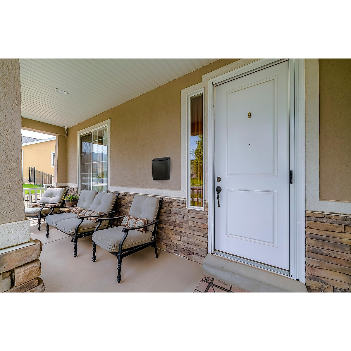 Architectural Mailboxes Aspen Galvanized Steel, Locking, Wall Mount Mailbox, 2594B-10, Black, Small Capacity