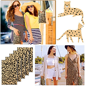 50 Pieces Print Treat Bags Plastic Bag with Die Cut Handle Candy Bags Animal Party Bags Plastic Merchandise Goodies Bags Shopping Bags Gift Bags Wild Life Birthday Party Supplies(Leopard)