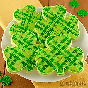 Clover Cookie Cutter Set, 4-Piece Patrick's Day Shamrock Cookie Cutter Set, Irish Holiday Party Supplies4'', 3.2'', 1.85'', 1.3''
