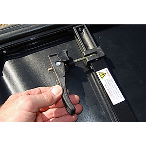 Tonno Pro Tonno Fold, Soft Folding Truck Bed Tonneau Cover | 42-501 | Fits 2005 - 2015 Toyota Tacoma 5' Bed (60.3")