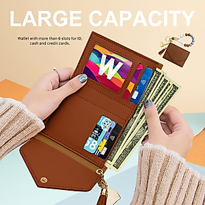 DGDFLDGC Wristlet Keychain with Wallet Elastic Silicone Beads Keychain Wristlet Wallet with Card Pocket Beaded Keychain Bracelet (Brown)