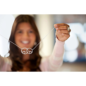 Realnique Interlocking Hearts Necklace Thoughtful gift for Mom, Daughter, Grandmother, Step Mom, Partner, Best Friends, Two Hearts As One Necklace