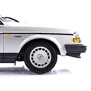 Minichamps 1986 240 GL Silver Metallic Limited Edition to 380 Pieces Worldwide 1/18 Diecast Model Car 155171408