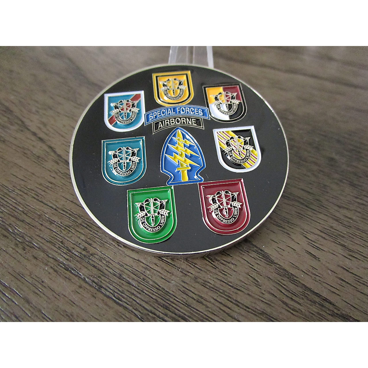 Oneworldtreasures United States Army Special Forces Group Airborne SFG A Green Berets Skull Challenge Coin