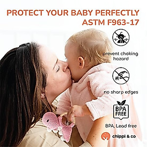 Chippi & Co Wooden Crochet Baby Rattle, Crochet Toys Stuffed Animals Easter Gifts for Kids, Newborn Toys, Unique Easter Basket Stuffers, Basket Filler, Cute Baby Shower Decor (Didi The Pink Dinosaur)