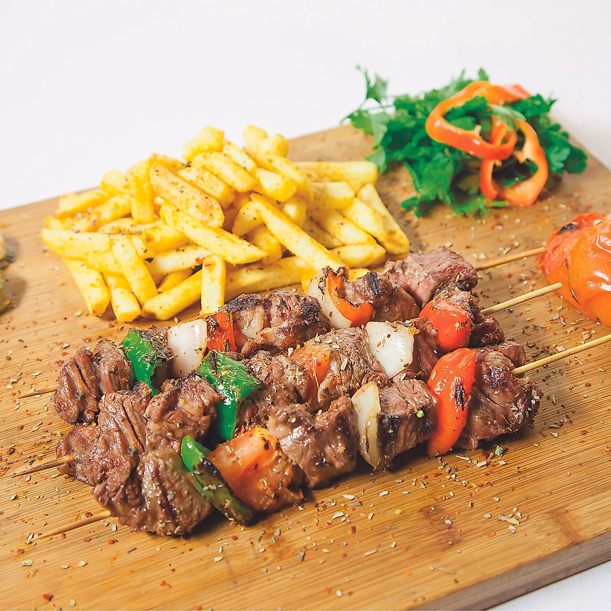 DESIOLE Natural Bamboo Skewers, 100Pcs 10Inch BBQ Sticks for Appetiser, Fruit, Cocktail, Kabob, Chocolate Fountain, Grilling, Barbecue, Kitchen, Crafting, Gardening and Party