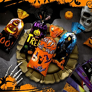 Hotop 150 Pcs Halloween Cellophane Bag Small Treat Bags Clear Halloween Candy Bags Trick or Treat Cookie Goodie Bag with 200 Golden Twist Ties for Halloween Party Favors