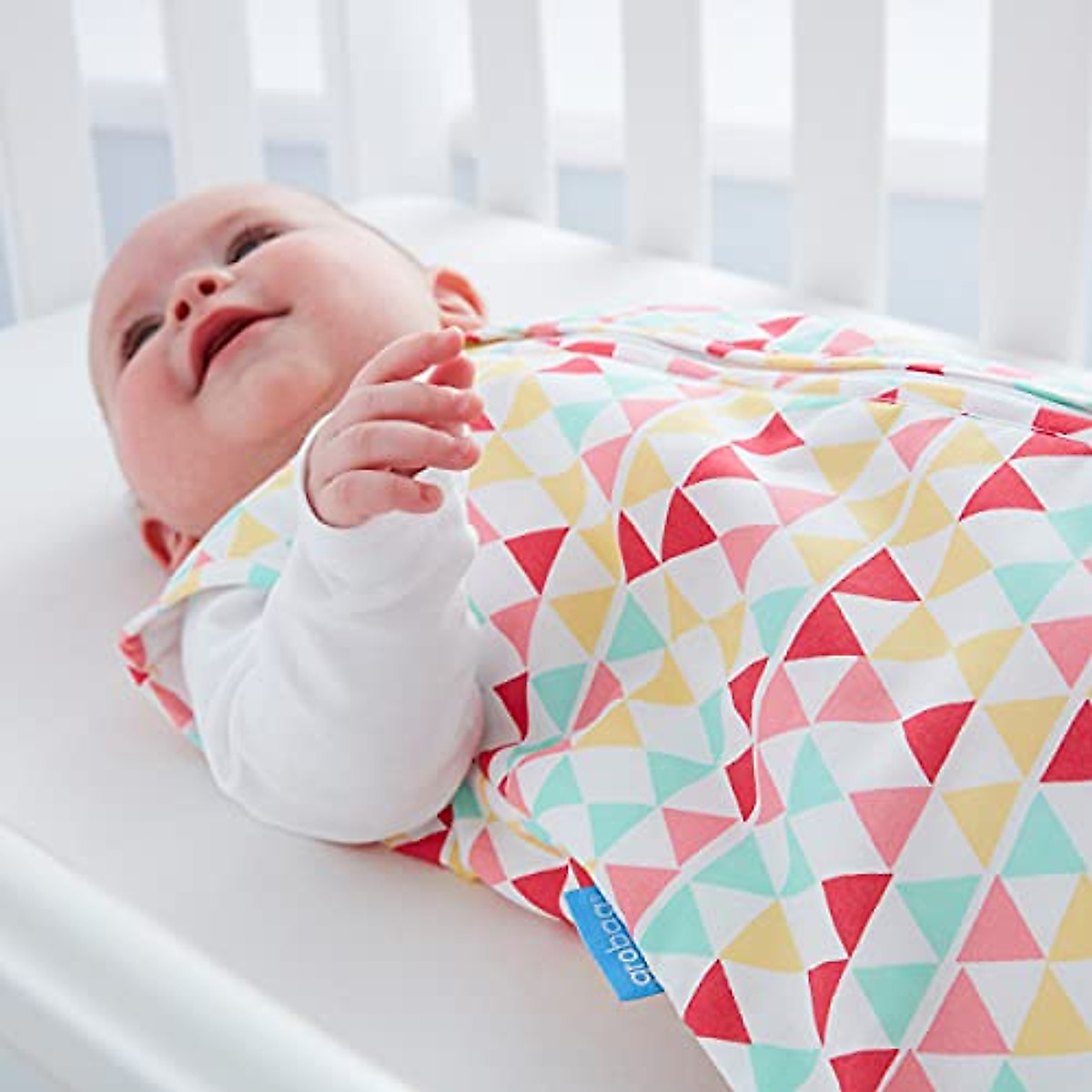 Tommee Tippee Grobag Baby Cotton Sleeping Bag, Sleeping Sack - 1.0 Tog for 69-74 Degree F - Rouge Zig Zag - Medium Size, 6-18 months, Rouge, 6-18 Months