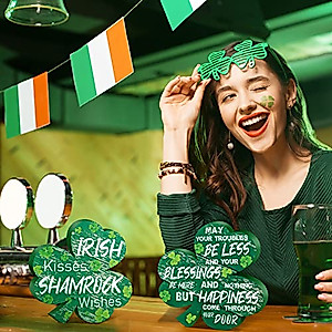 2 Pcs St Patrick's Day Table Wooden Signs Shamrocks Ornaments Irish Themed 5.91x5.78 Inch Lucky Tabletop St. Patrick's Table Decor Rustic Wood Centerpieces Green Shamrock Blocks Office Home Decor