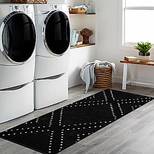 HAOCOO Moroccan Washable Runner Rug, 2’x6’ Modern Geometric Hallway Runner Rug,Woven Cotton Diamond Kitchen Runner Rug Floor Carpet Black Area Rugs for Entryway Bedroom Laundry Room Living Room