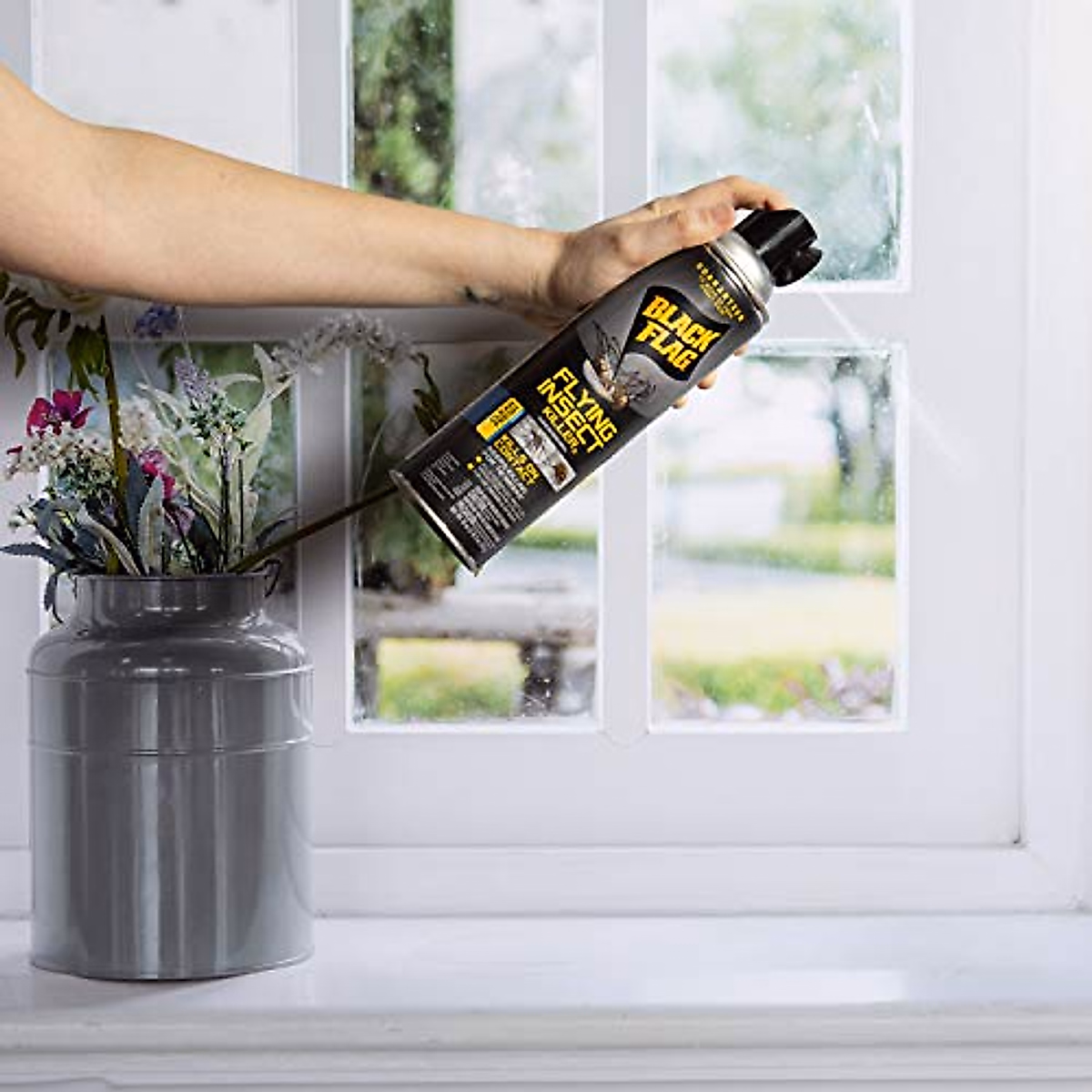 Black Flag Flying Insect Killer 18 Ounces, Aerosol Bug SprayAdditional Product Name: Black Flag Flying Insect Killer 18 Ounces, Aerosol Bug Spray 12 pack