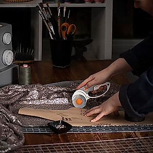 Fiskars 60mm Rotary Cutter for Fabric - Titanium Rotary Cutter Blade - Craft Supplies - Crafts, Sewing, and Quilting Projects - White