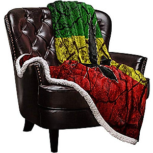 Rasta Flag Sherpa Flannel Throw Blankets Thick Reversible Plush Fleece Blanket for Bed Couch Sofa Decor Leaf on Crack Soil Texture,Ultra Soft Comfy Warm Fuzzy TV Blanket 40x50Inch