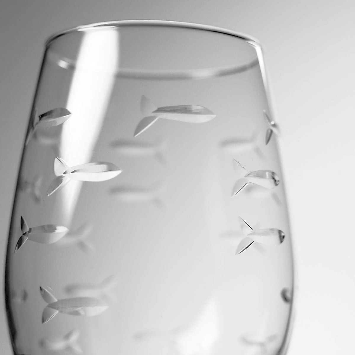 Rolf Glass School of Fish 18oz All Purpose Wine Glass | Set of 4 | Large Wine Glasses | Lead-free Crystal Glass | Engraved Wine Glasses | Made in the USA