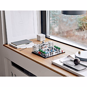 LEGO Architecture 21045 Trafalgar Square Building Kit (1197 Pieces)