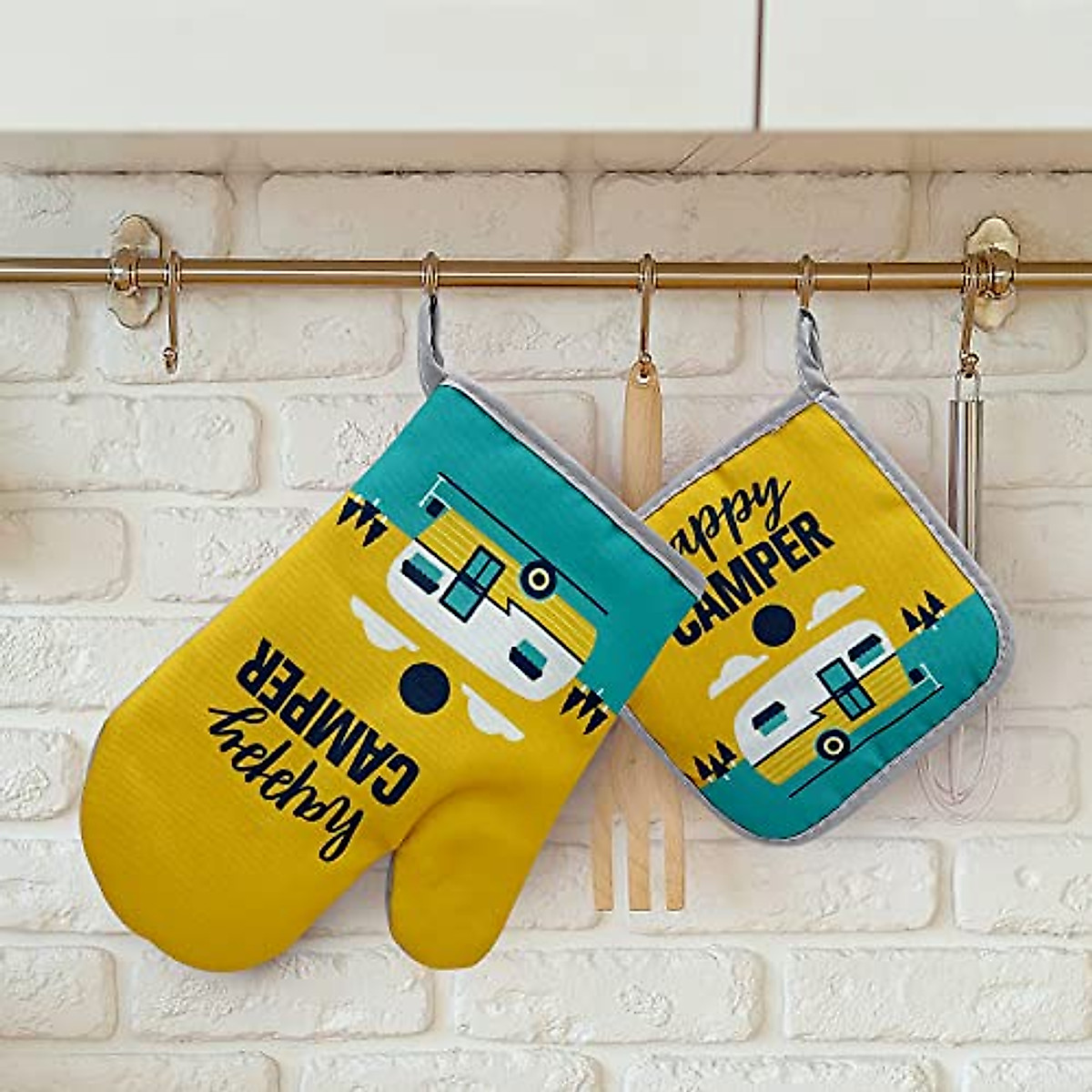 Happy Camper,Oven Mitts and Pot Holders Sets of 2，Funny Oven Mitt，Silicone Non-Slip Oven Mitts,Gift for Hiker Traveler Adventurist，Perfect for Kitchen,Cooking,Baking,Grilling