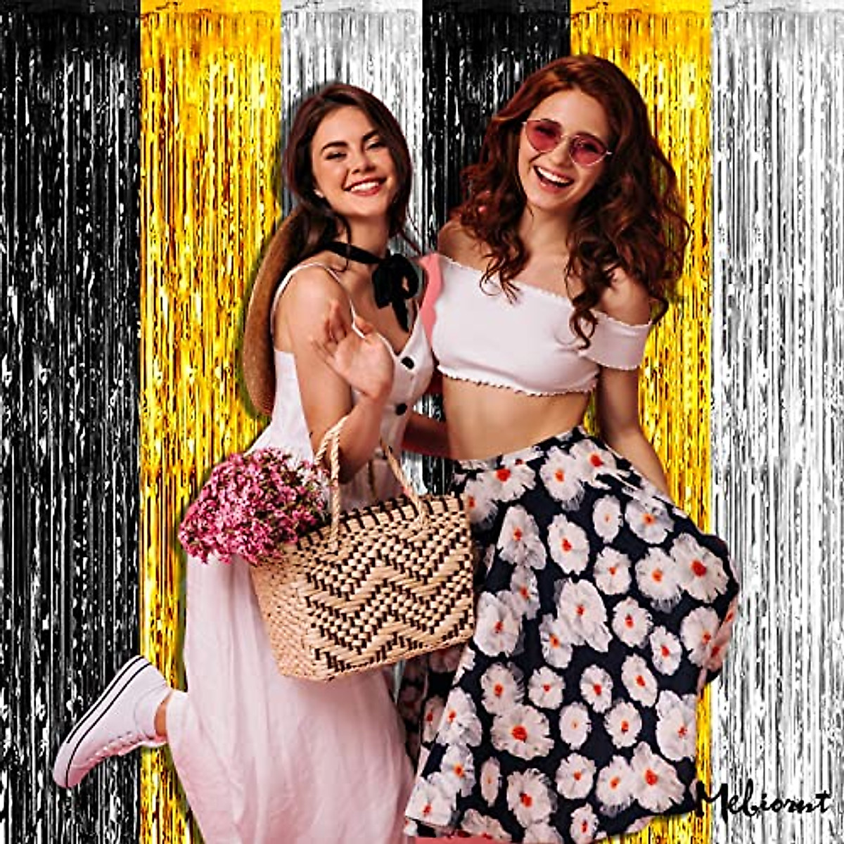 4 Pack 3.2Ft x 8.2Ft Black Gold Silver Fringe Curtain Backdrop, Metallic Tinsel Foil Fringe Streamers Curtains Background for Wedding Notorious One Birthday Roaring 20s Graduation Party Decoration