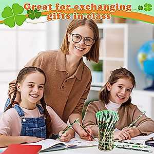 Zubebe 600 Pieces St Patrick's Day Pencils with Eraser Wood Shamrock Pencils Lucky Shamrock School Pencils Green Pencils for St Patrick's Day Party Kids Awards Holiday School Supplies