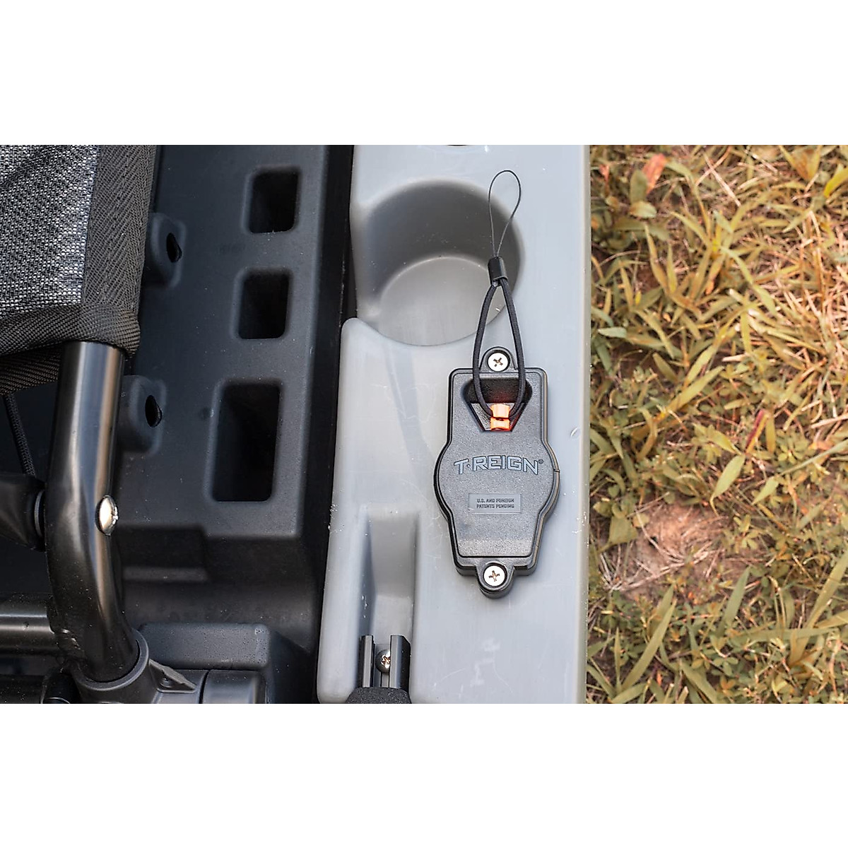 YakAttack Surface Mount Retractor (RET-1001)