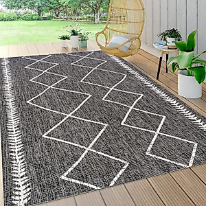 JONATHAN Y SMB129E-8 Derya Tribal Diamond Trellis Indoor Outdoor Area-Rug Bohemian Contemporary Easy-Cleaning Bedroom Kitchen Backyard Patio Non Shedding, 8 X 10, Black/Ivory