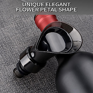 2 In 1 Red Wine Pourer&Stopper,Petal Red Wine Stopper,Flower Shape Pouring Decanter Silicone Wine Keep Fresh Seal Bottle Stopper,Champagne Sealed Bottle Cap Stopper Leak-proof