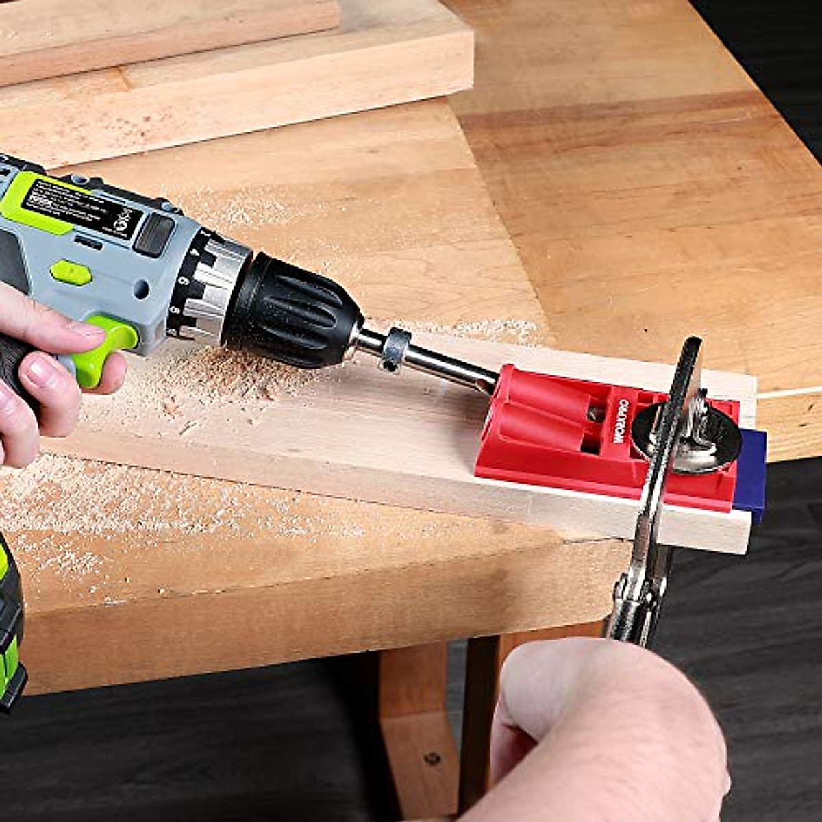 WORKPRO 125 Pieces Drill Jig Kit, Full Pocket Hole Jig with 100 Self Tapping Screws and 20 Plugs - Carpentry Guide, Oblique Hole Positioner Ideal for Woodworking