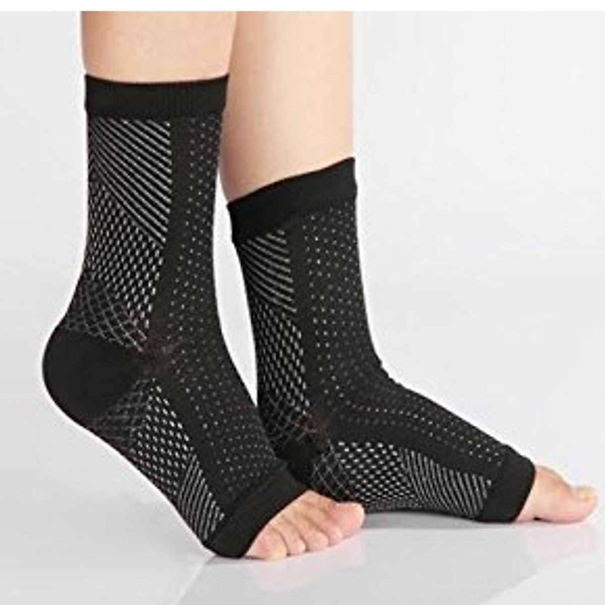 Bcurb Ankle Sleeve (3 Pair) Plantar Fasciitis for Men Women Foot Heel Arch Support Ankle Compression Socks Reduce Swelling Joint Pain Injury Recovery Achilles Tendon (Black,"Large/X-Large")