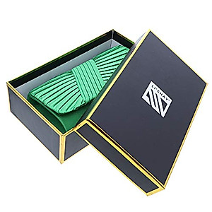Satin Evening Purse With Pleated Design-Green