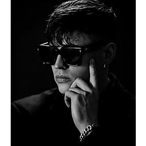 EYLRIM Square Frame Sunglasses for Women Men Trendy Thick Frame Rectangle Sun Glasses Black Shades(01 Black/Grey)