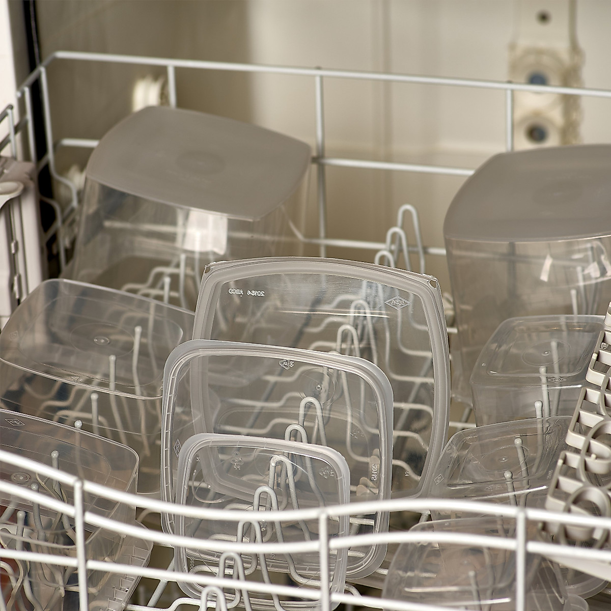 16-oz. Square Clear Deli Containers with Lids , Tamper-Proof BPA-Free , Take Out Food Storage Containers Space Saver Airtight Meal Prep Container , 25Pack