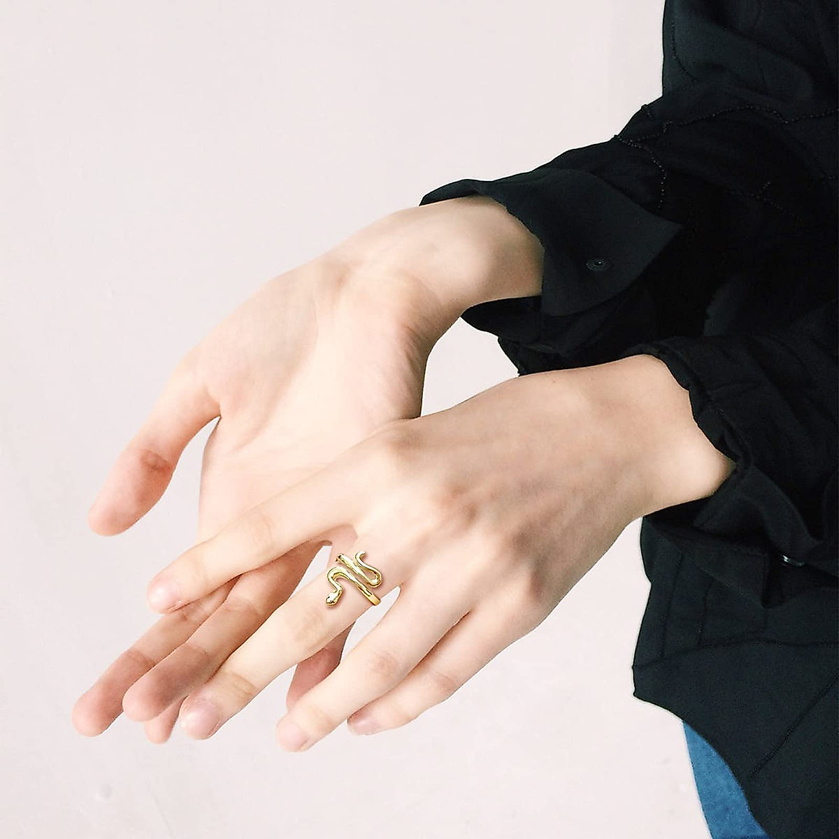 QYYGYLLR Women's Gold Plated Snake Open Rings,Adjustable USA size to 6 7 8 9 10.(with Gift Box)