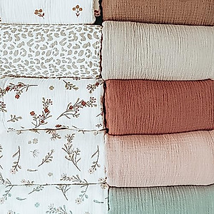 Konssy 2 Pack Muslin Swaddle Blankets for Baby Boys Girls, Receiving Blanket Large 47 x 47 inches, Soft Breathable Muslin Baby Blanket for Unisex Newborn(Pink, Floral)