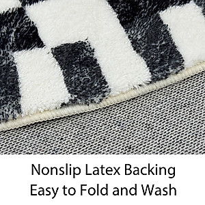 Lacomfy Checkered Rug 5.2Ft Round Modern Rug Circle Buffalo Plaid Check Bedroom Carpet Nonslip Farmhouse Floor Mat Washable Checkerboard Area Rug for Living Room Home Decor, Black