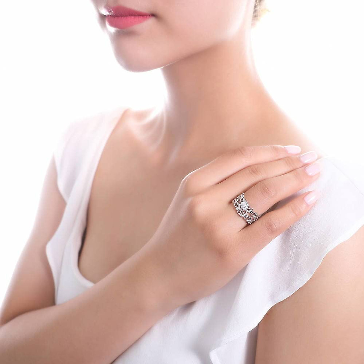 BERRICLE Sterling Silver Leaf Wedding Engagement Rings Cubic Zirconia CZ Solitaire Ring Set for Women, Rhodium Plated Size 7