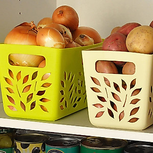 Hutzler Pantry Basket, Green