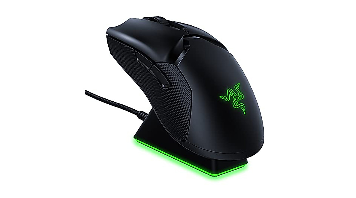 Razer Viper Ultimate Wireless Gaming Mouse with RGB Charging Dock